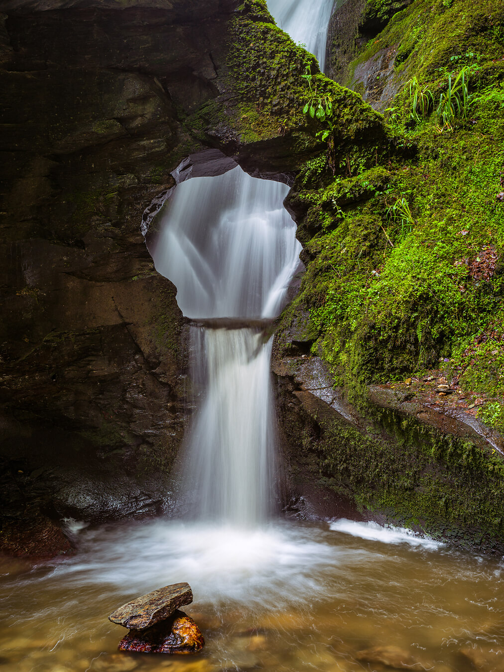 Water Falling — Lars van de Goor